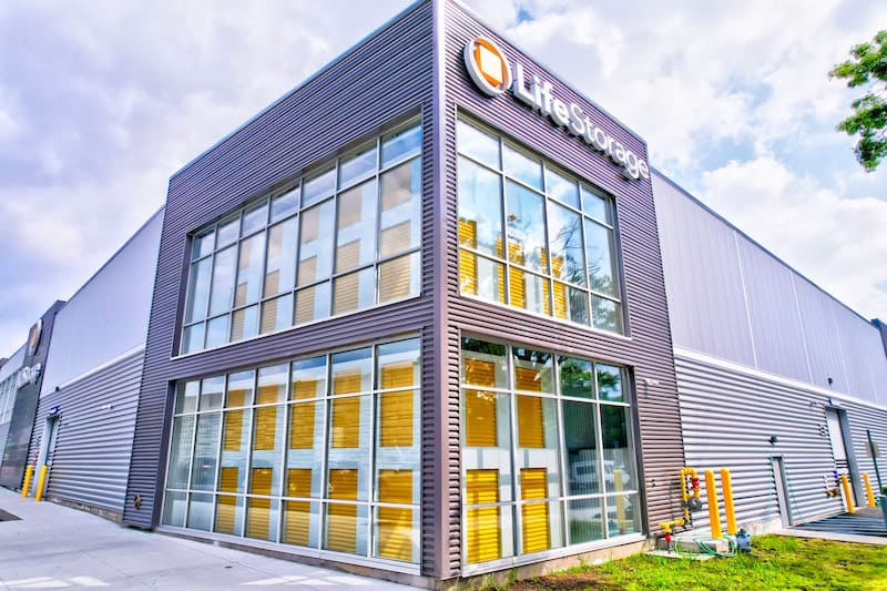 The Roll Up: LSC completes 1,691-unit storage site in Queens | Storable